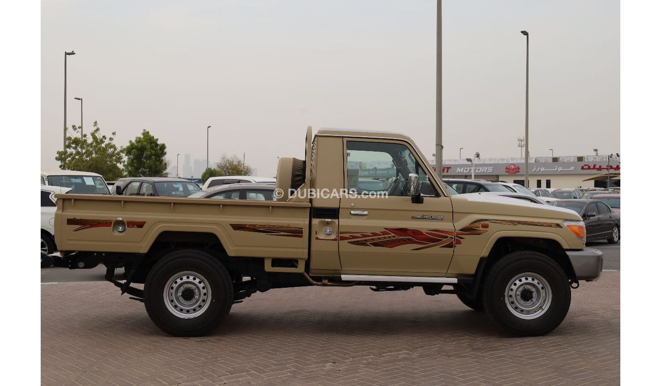 New Toyota Land Cruiser Pick Up TOYOTA_LAND_CRUISER_PICKUP_SAUDI_11LEAF ...