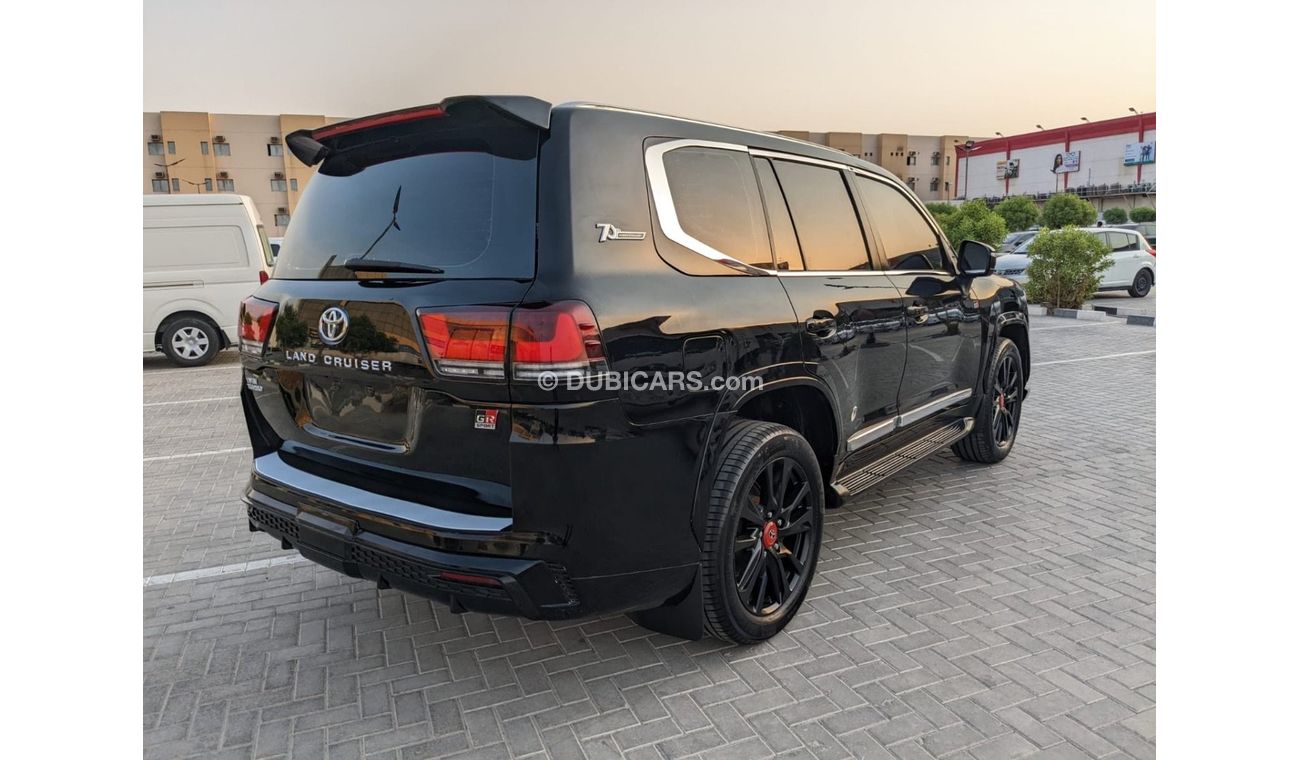 Used Toyota Land Cruiser 2015 for sale in Dubai - 646964