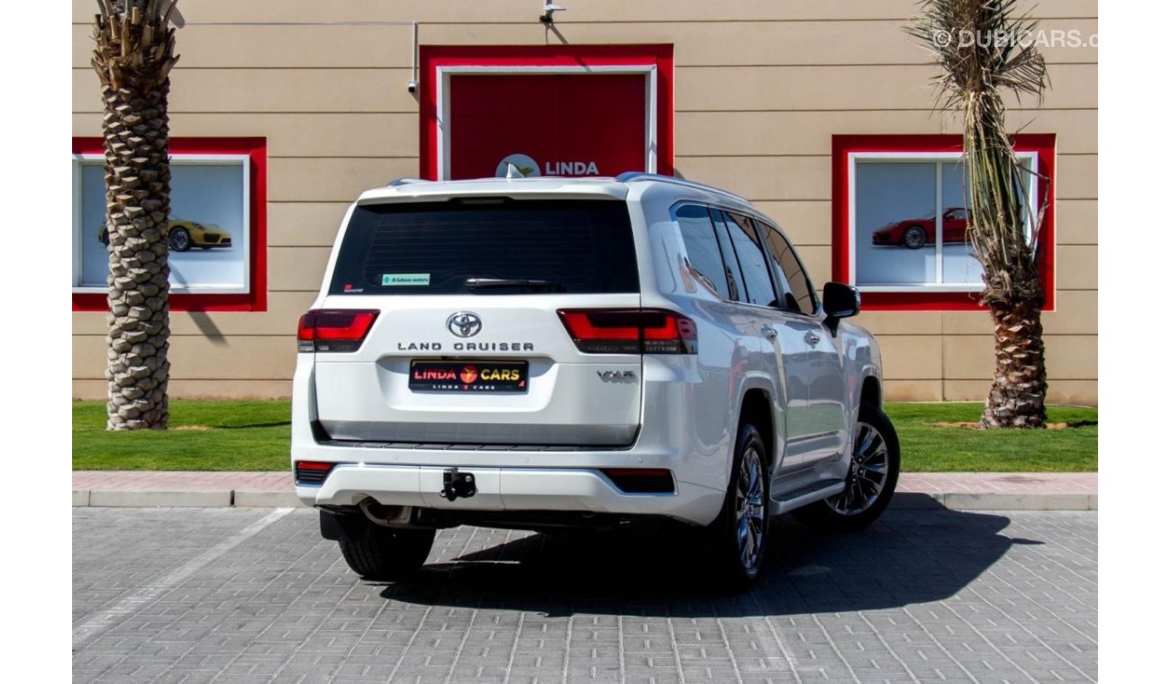 Used Toyota Land Cruiser J300 2022 for sale in Dubai - 587895