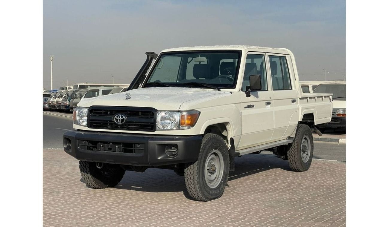 New Toyota Land Cruiser Pick Up LC79 DC PICKUP 4.2L DSL M/T 2022 for sale in Dubai - 754818