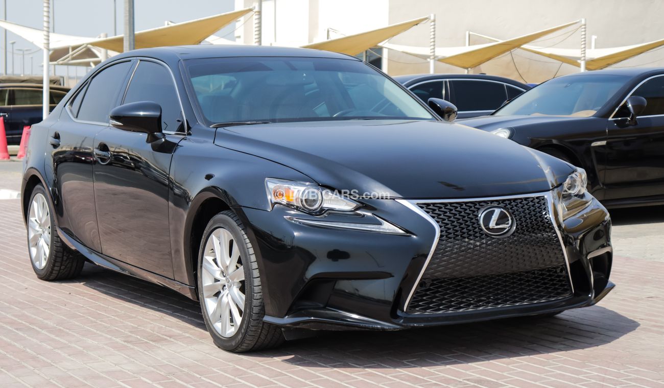 Used Lexus IS 200 2016 for sale in Ajman - 268061