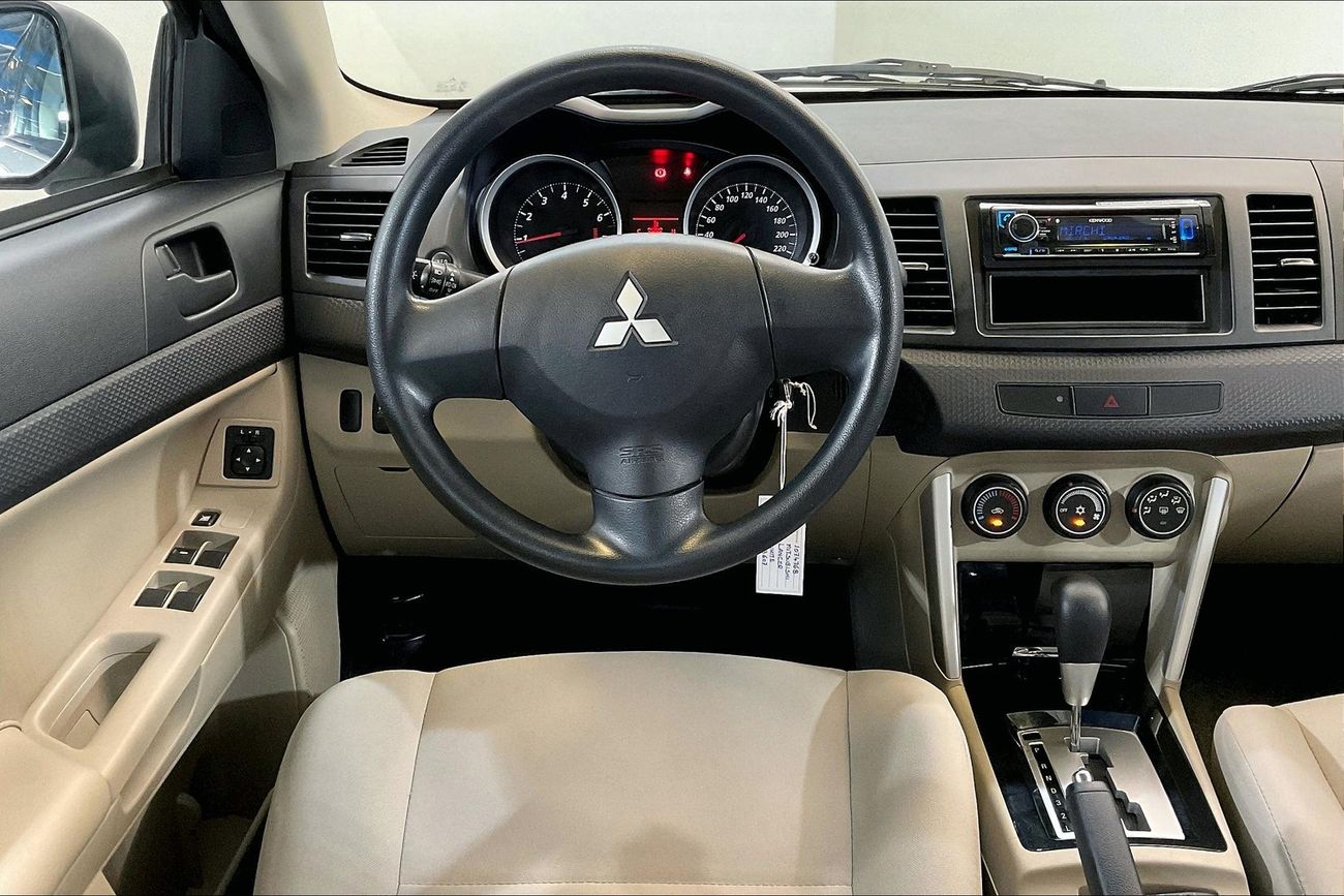 Used Mitsubishi Lancer GLX 2017 for sale in Dubai - 537959