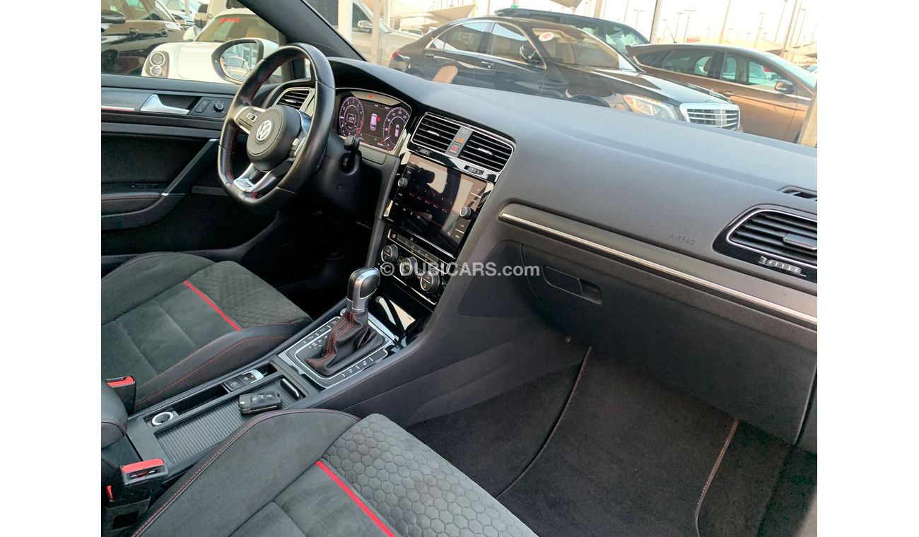 Used Volkswagen Golf GTi_2018_GCC_Excellent_Condithion _Full opshin ...