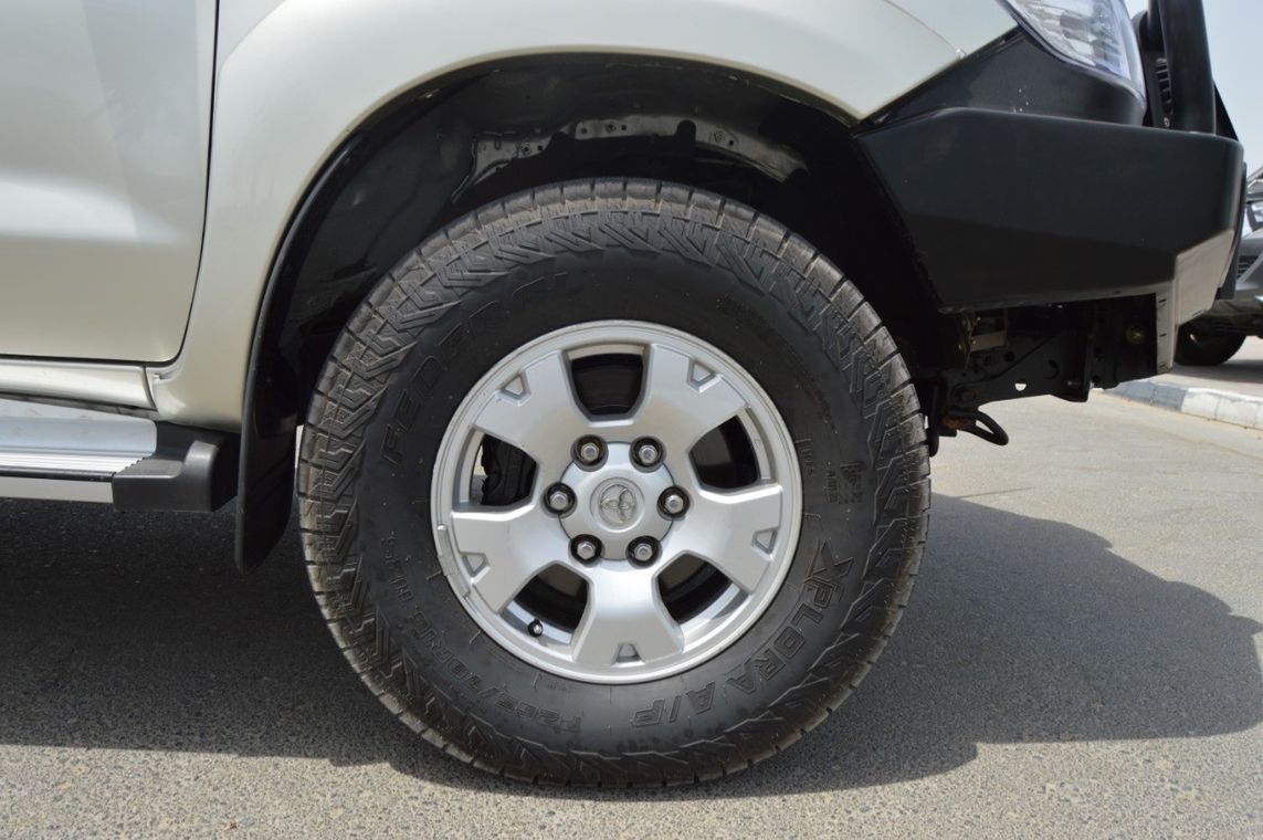 Used Toyota Hilux Full option clean car SR5 2012 for sale in Dubai - 539414