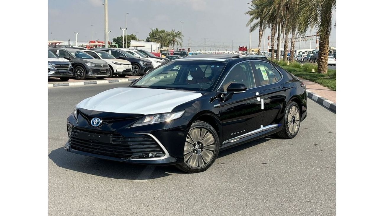 New Toyota Camry GLE X HYBRID 2.5L 2024 for sale in Dubai - 699900