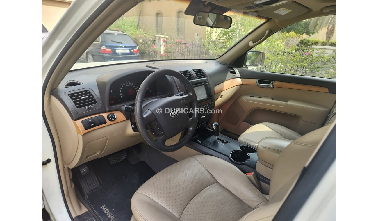 Used Kia Mohave LX 2015 for sale in Dubai - 649268