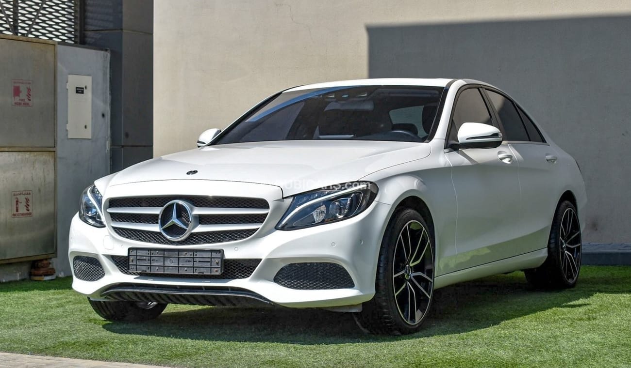Used Mercedes-Benz C 200 2018 for sale in Sharjah - 789059
