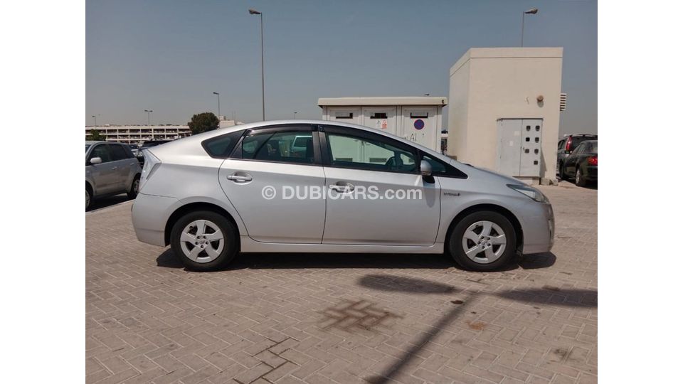 Used TOYOTA PRIUS RIGHT HAND DRIVE (PM1284) 2011 for sale in Dubai - 507082