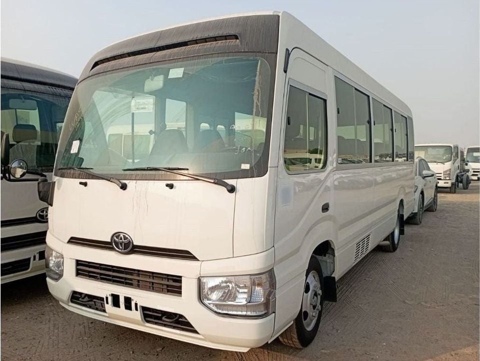 New Toyota Coaster 2.7L Petrol 30-Seater 2025 for sale in Sharjah - 794783