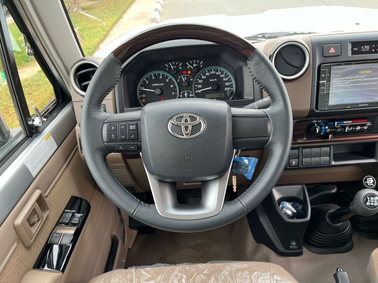 New Toyota Land Cruiser Pick Up LC79 SC 4.0L PTR winch difflock 2024 ...