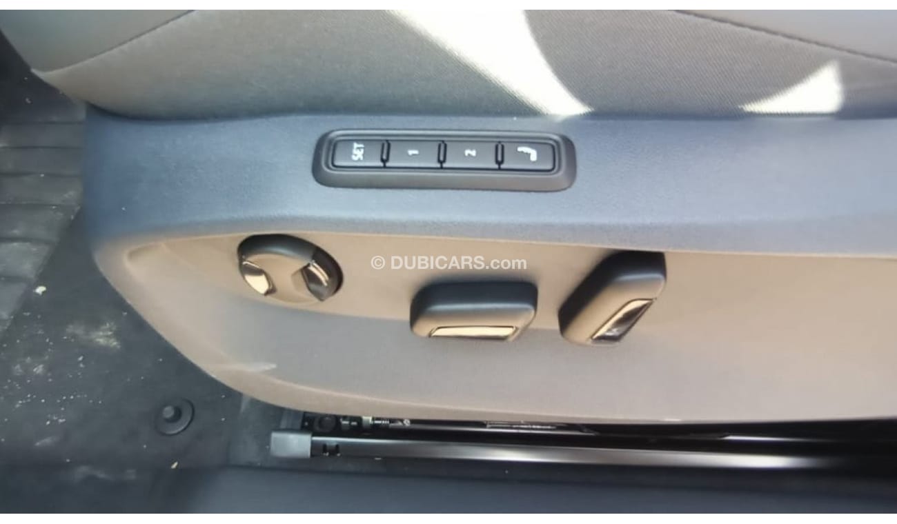 New Volkswagen ID.6 VOLKSWAGEN ID 6 CROZZ PRO ELECTRIC 7 SEATER 2022MY ...