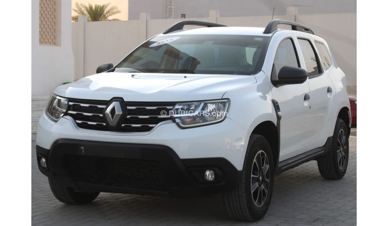 Used Renault duster 2019 white GCC excellent condition without accident ...