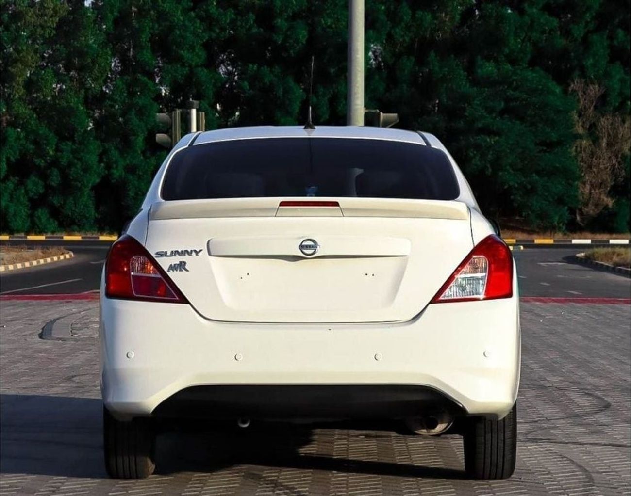 مستعملة نيسان صني S 1.6L Nissan sunny 1.5L 2022 GCC accident free in ...