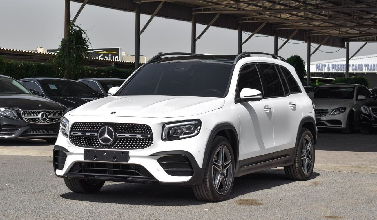 Used Mercedes-Benz GLB 250 2021 for sale in Dubai - 612714