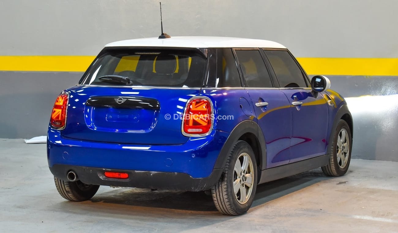 Used Mini Cooper Korean Specs 2019 for sale in Sharjah - 608351