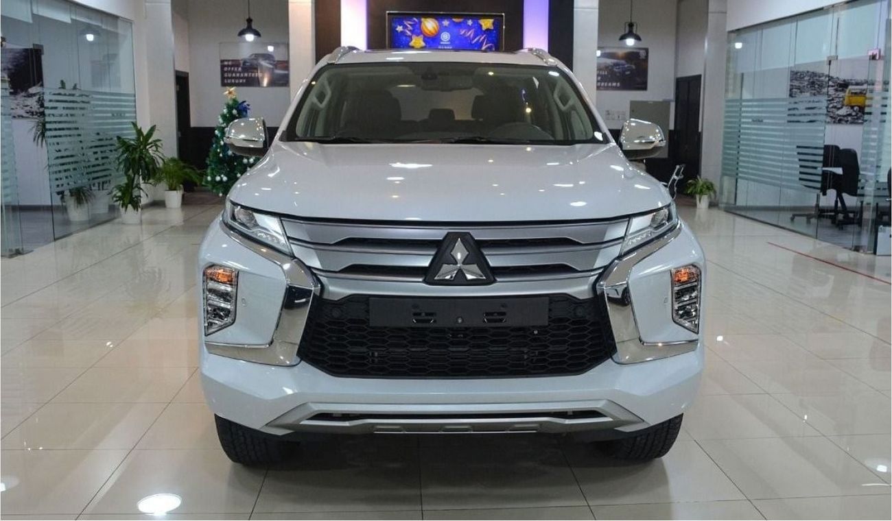 Used Mitsubishi Montero GLS Top FAIRLY USED CAR 2020 for sale in Dubai ...