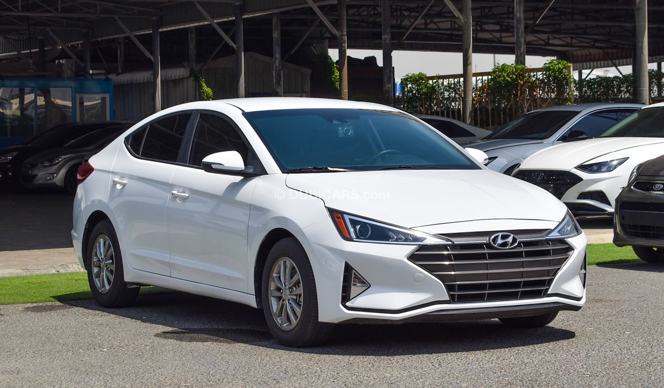 Used Hyundai Avante 2019 for sale in Dubai - 628708