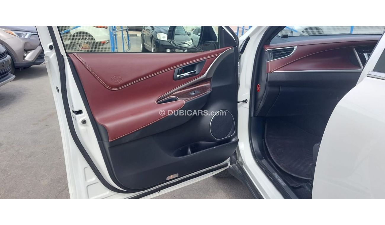 Used Toyota Harrier 2.0CC, Petrol, Parking Sensors, Leather seats ...