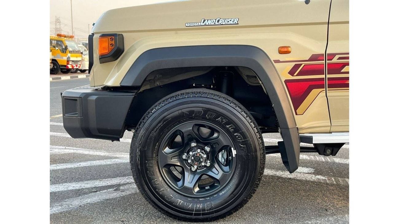 New Toyota Land Cruiser Hard Top TOYOTA LC76 HT MT 2024 for sale in Dubai - 750162