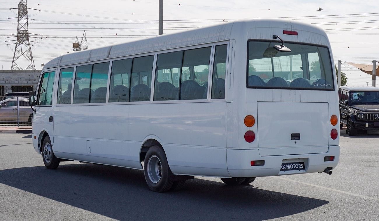 New Mitsubishi Rosa 4.2L Diesel 33 Passengers 2025 MY Export Only 2025 for sale in Dubai - 826082