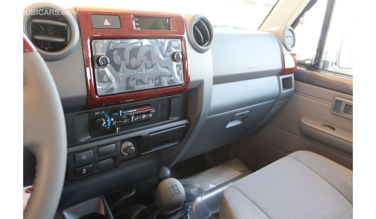 New Toyota Land Cruiser 70 HARD TOP GRJ71 4.0L GASOLINE DIFF LOCK WINCH ...