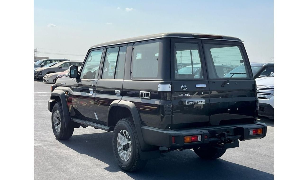 جديدة تويوتا لاند كروزر هارد توب LC76 HARDTOP AT 2024 للبيع في دبي - 810686