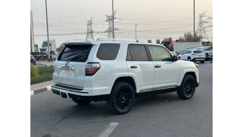 Used Toyota 4Runner Toyota 4-Runner Limited 2019 2019 for sale in Dubai ...