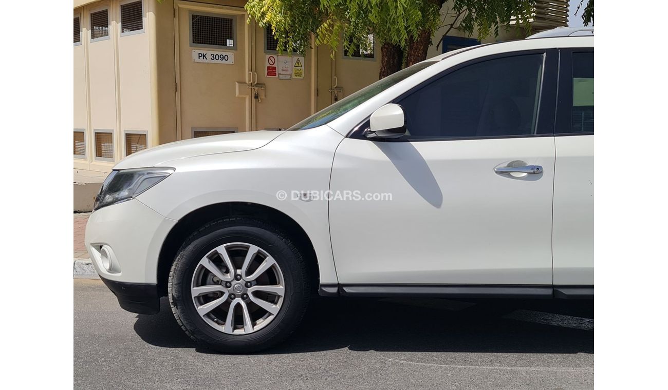 Used Nissan Pathfinder S 4WD 2015 GCC Perfect Condition 2015 for sale ...