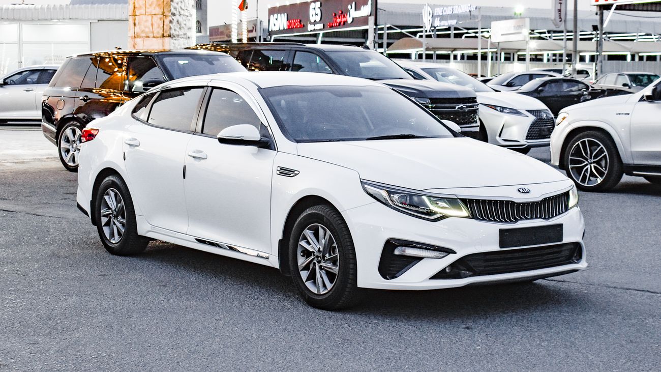 Used Kia K5 2020 for sale in Dubai - 693401