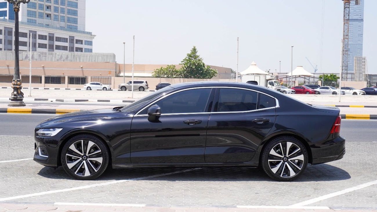 Used Volvo S60 2023 for sale in Dubai - 864047