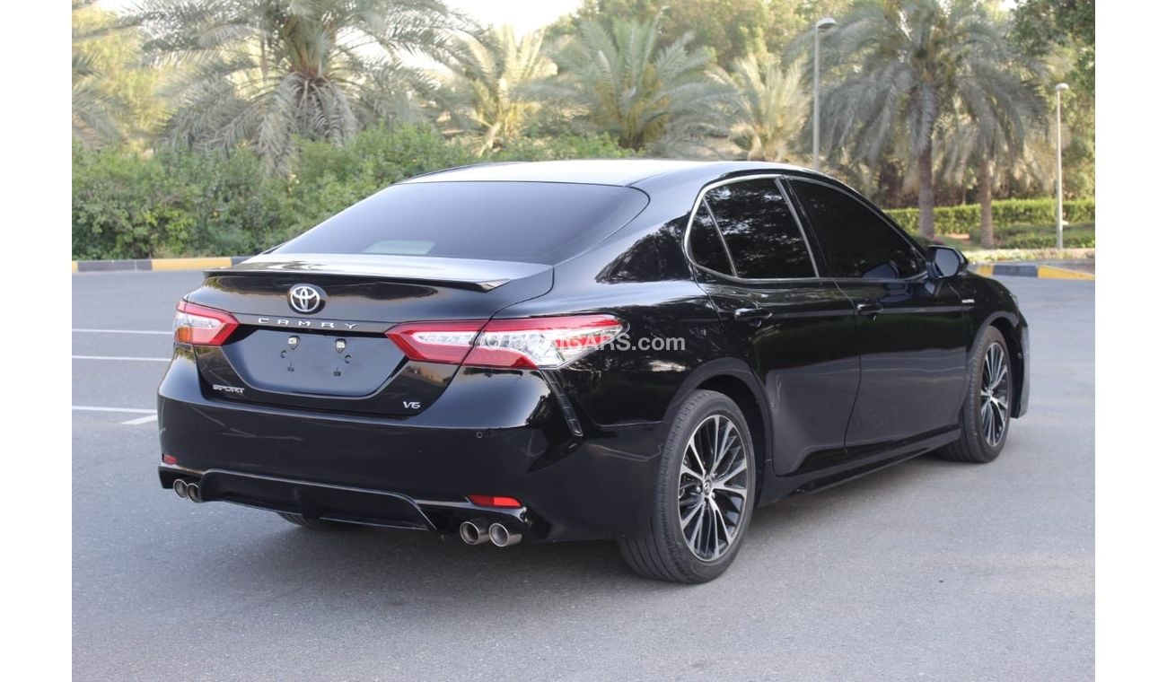 Used Toyota Camry Sport 2018 for sale in Dubai - 515314