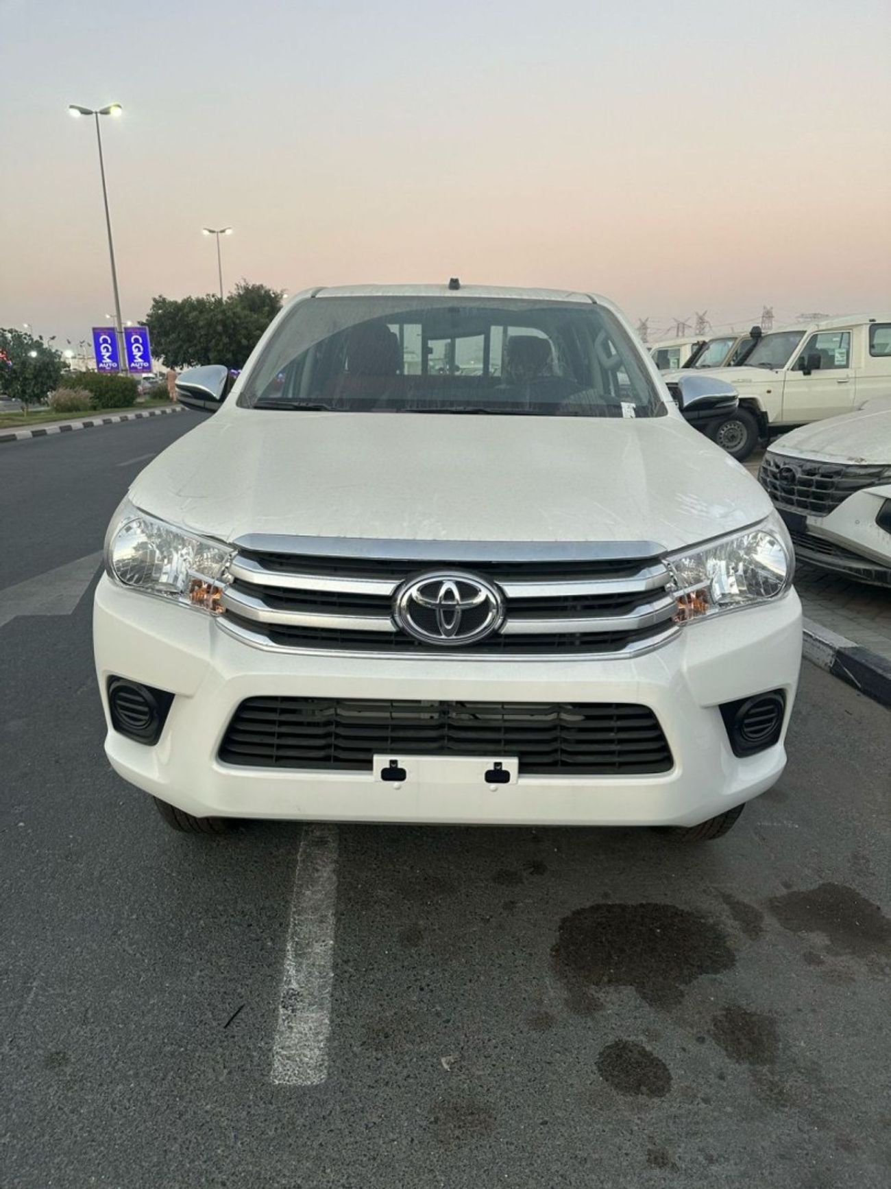New Toyota Hilux GLX Short 2.7L HILUX 2.7L GLX D/C A/T 2025 2025 for ...