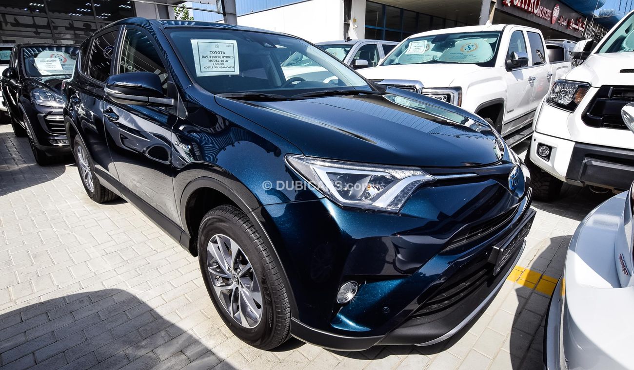 Used Toyota RAV4 4WD Hybrid 2018 for sale in Dubai - 193835