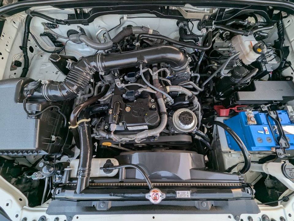 Used Toyota Fortuner 2021 white colour LHD Gcc specs 4x4 Petro engine ...