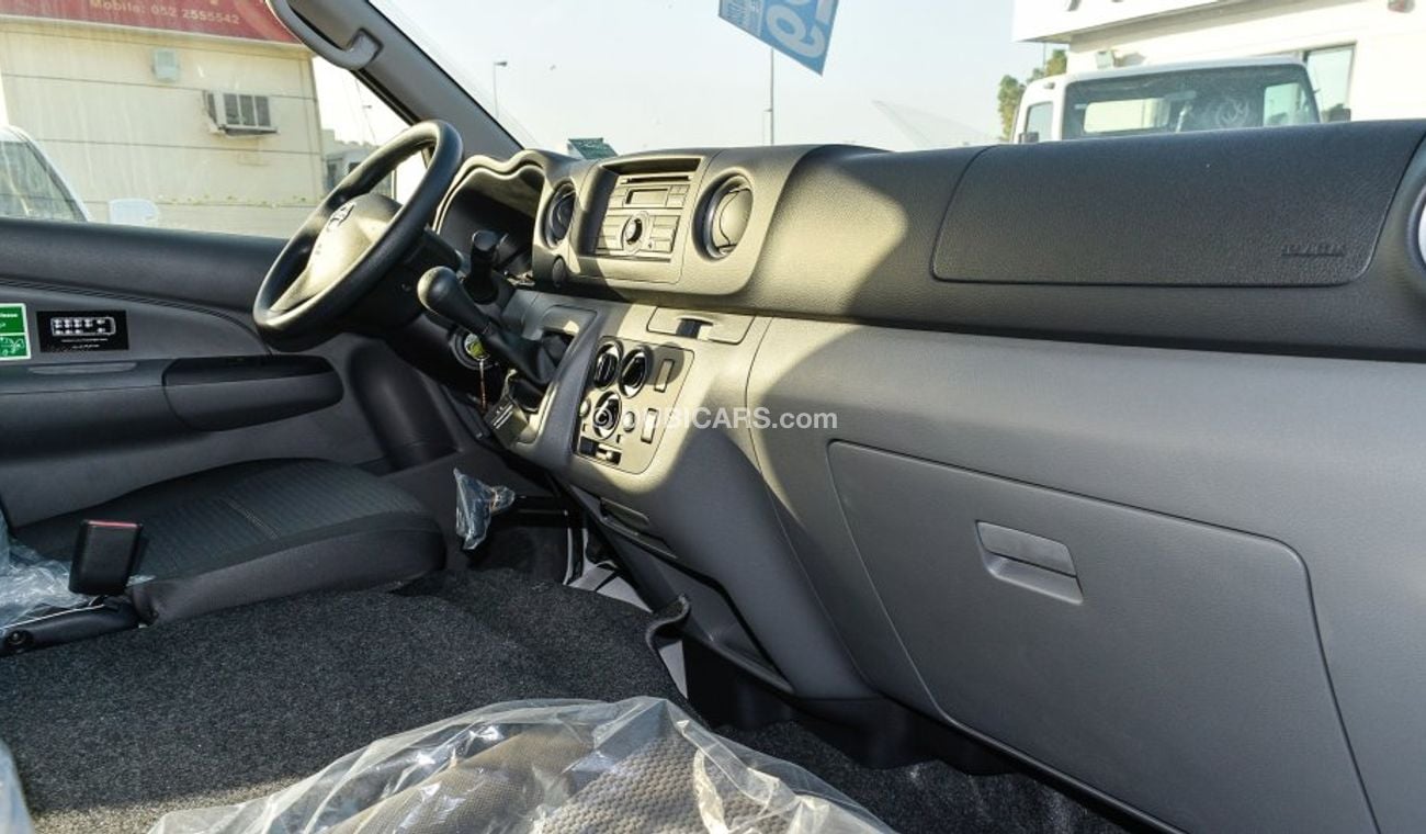 New Nissan Urvan NV350 Diesel V4 M/T - grey interior 2020 for sale in ...