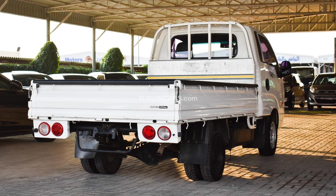 Used Kia Bongo III 1Ton 2011 for sale in Dubai - 568595