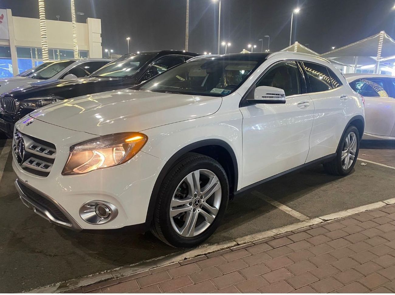 Used Mercedes-Benz GLA 250 Std 2019 for sale in Sharjah - 537550