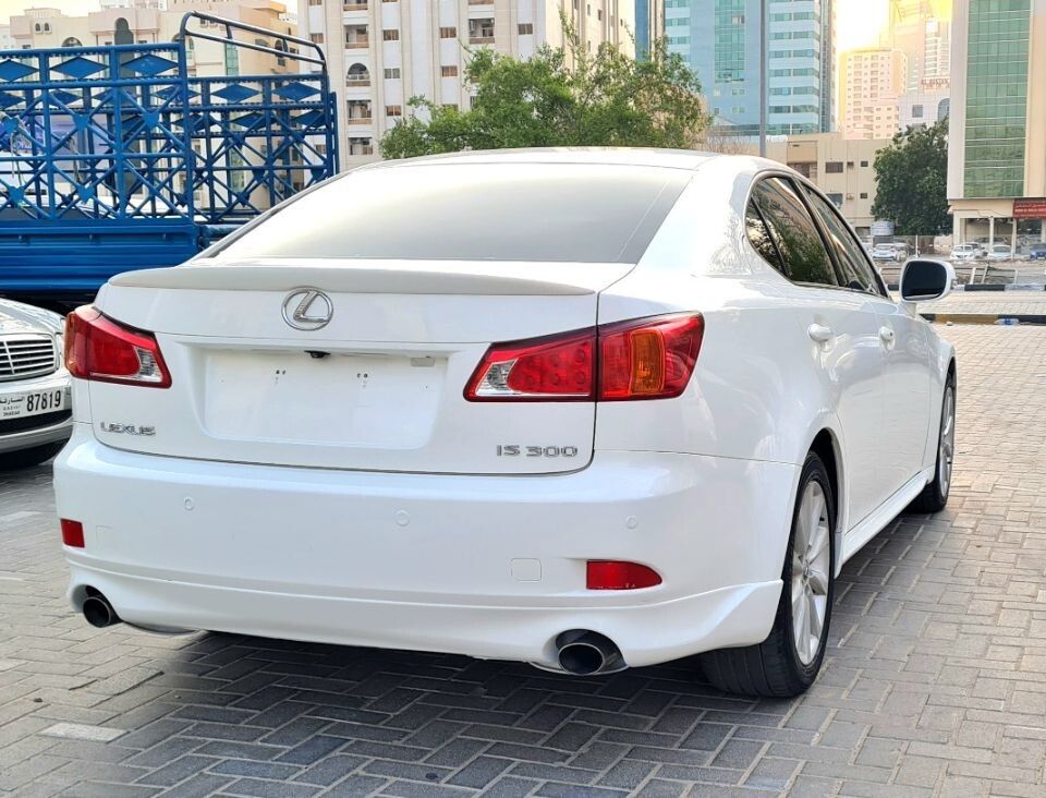 Used LEXUS IS300 GCC 2009 2009 for sale in Dubai - 762527