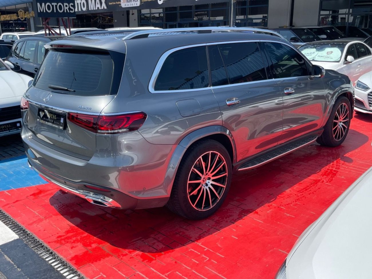 Used Mercedes-Benz GLS 450 Premium + Mercedes Benz GLS450 AMG kit GCC 2022 Under Warranty and ...