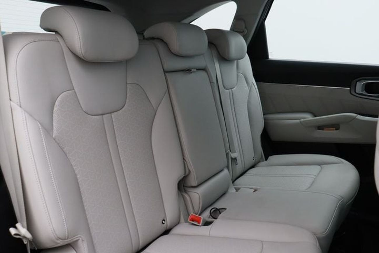 Used Kia Sorento FULL 2.5 2023 for sale in Dubai - 847380