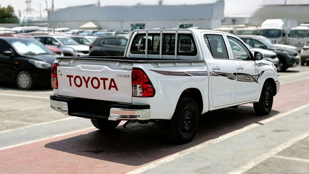 جديدة تويوتا هيلوكس Toyota Hilux 2.4L Diesel MT DC 2WD 2025YM 2025 للبيع في دبي - 895915
