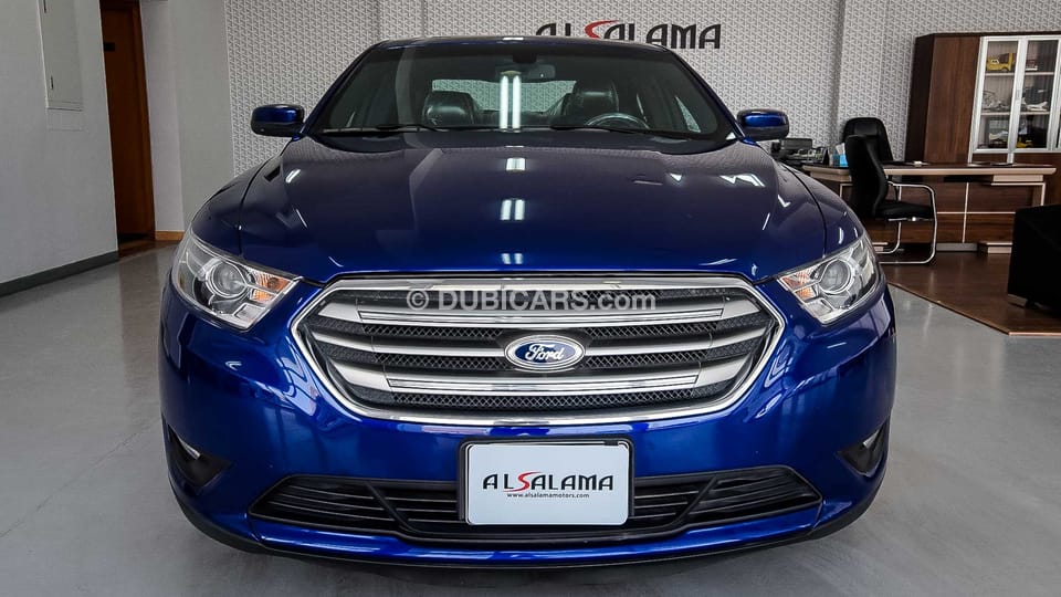 Used Ford Taurus SEL 2015 for sale in Dubai - 174269