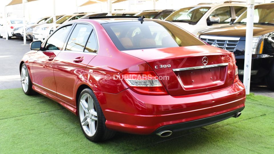 Used Mercedes-Benz C 300 2009 model, red color, number one, panorama ...