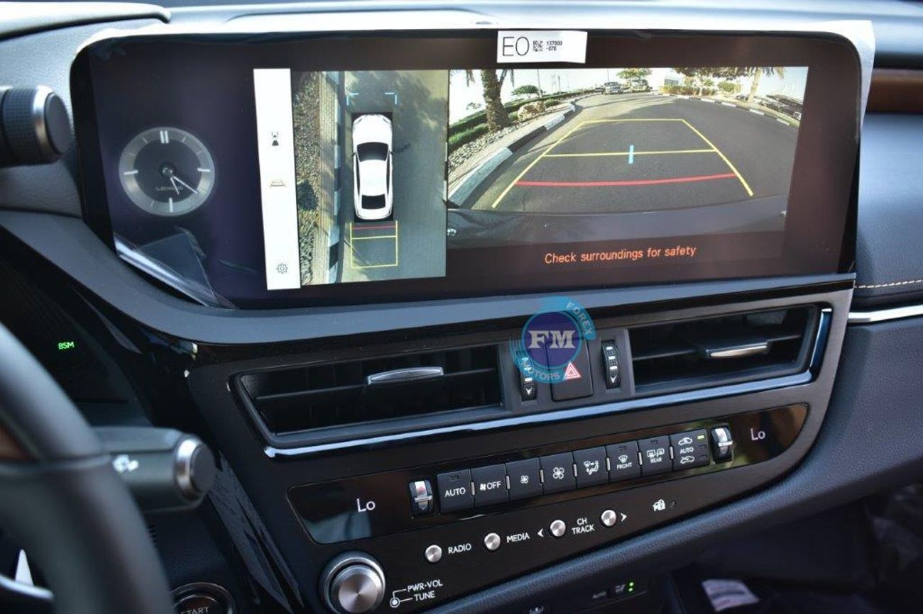 New Lexus ES350 Signet 3.5L Automatic 2025 for sale in Dubai - 865777
