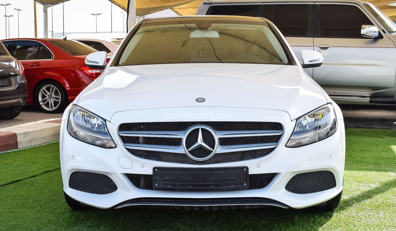 Used Mercedes-Benz C200 2016 for sale in Sharjah - 208981