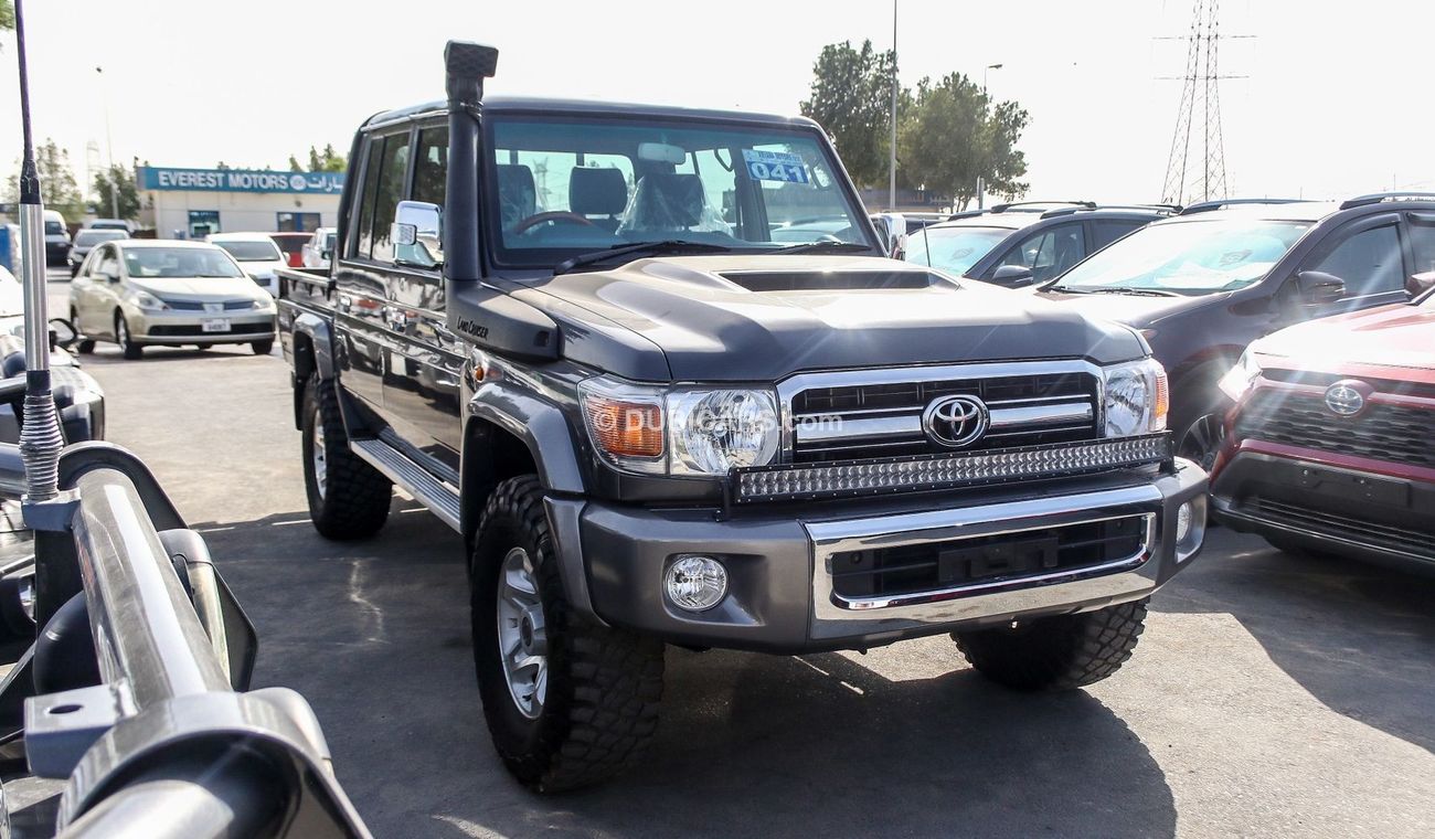 Used Toyota Land Cruiser Pick Up Diesel engine 1VD Right Hand Drive ...