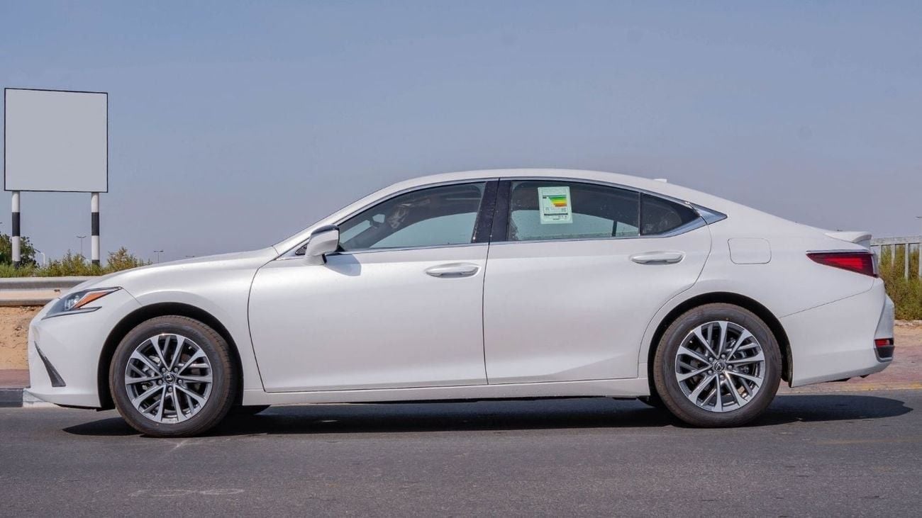 New 2025 Lexus ES300h 2.5L AT Hybrid (White) 2025 for sale in Dubai - 840147