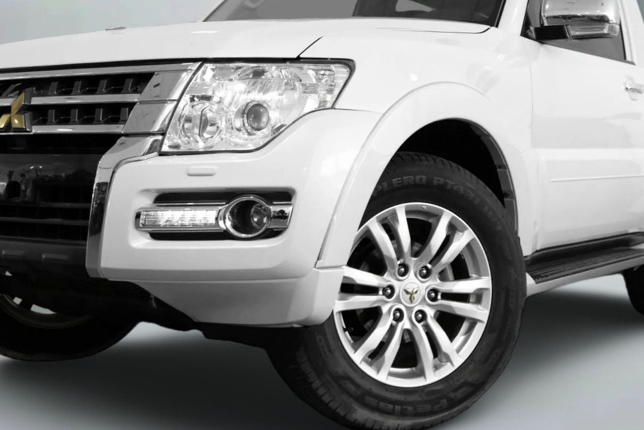 Used Mitsubishi Pajero GLS 3.8L 2018 for sale in Dubai - 792280