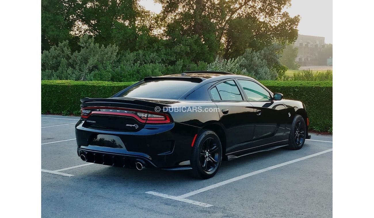 Used Dodge Charger SXT Plus 2020 for sale in Dubai - 653609