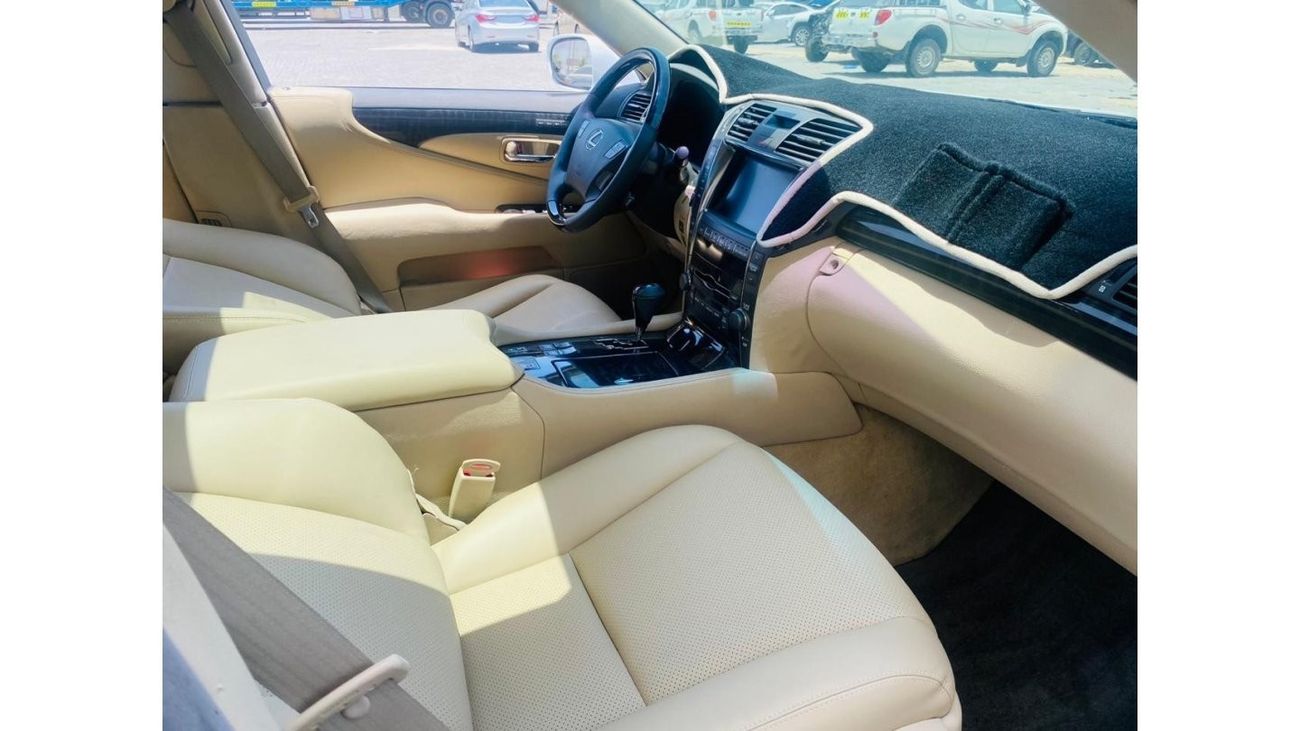Used Lexus LS460 Good condition car 2009 for sale in Dubai - 745675